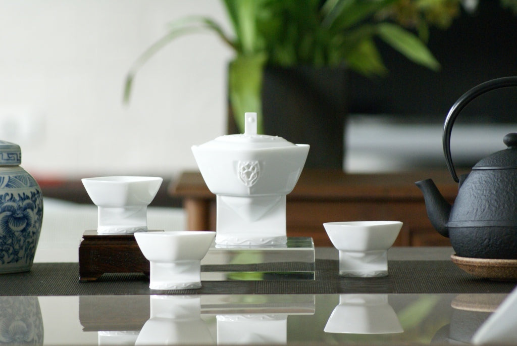 Supreme Harmony Gaiwan Collection – 八方新氣
